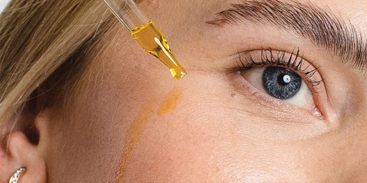 Manfaat dan Efek Samping Penggunaan Retinol - Blog Info dan Berita