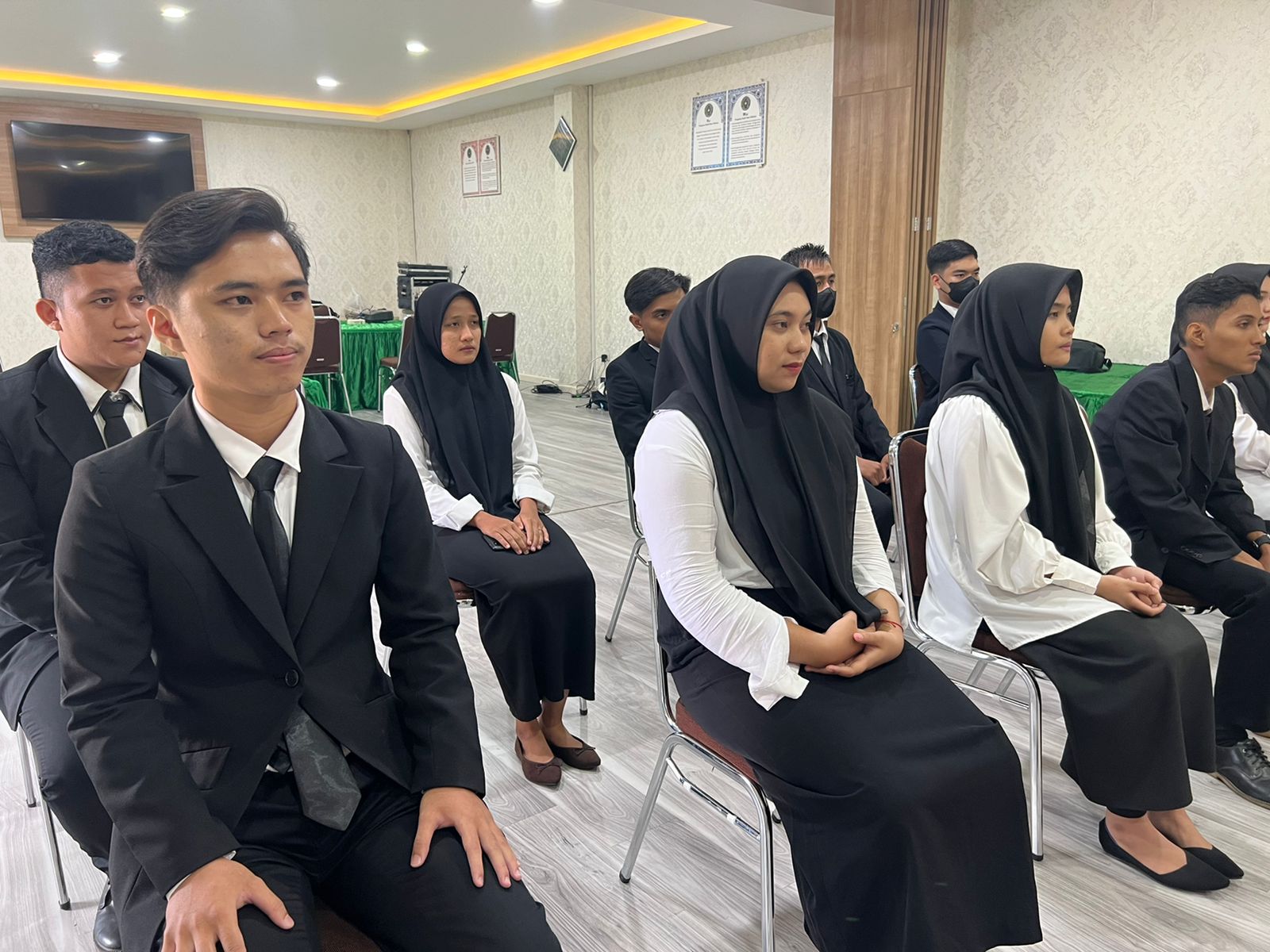 Sepuluh Peserta Sidang Meja Hijau Fakultas Hukum UMSU dibuka langsung ...